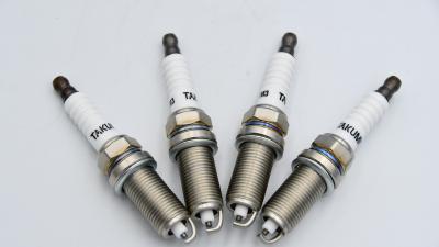 China TAKUMI LD7RTIP Car Spark Plugs For BP6ES SXU22HDR8 SXU22HR9 PLKR6A PLKR7A for sale