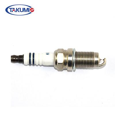 China Chevrolet GMC Pontiac Auto Spark Plugs Flat Seat 0.8mm Gap Multi Ribbed Insulator for sale