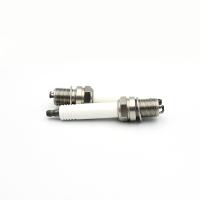 China TAKUMI R5B12-77 Spark Plug OEM Generator Spark Plug Equivalent to RB77WPCC KB77WPCC FB77WPCC for sale