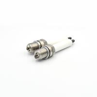 China TAKUMI R5B12-77 Spark Plug ISO9001 Generator Spark Plug Equivalent To RB77WPCC KB77WPCC for sale