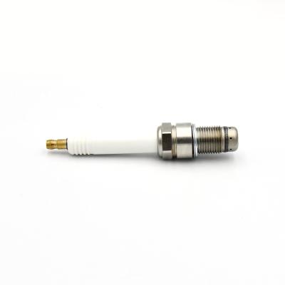 China TAKUMI Spark Plug R6GC1-77M For Hgm 560 MTU X52404500062 /X52404500050 For MTU 16V4000L61 Gas Engine for sale