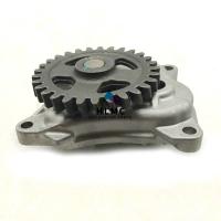 China ZX200 4HK1 Engine Oil Pump TBK 1-13100313-0 1131003130 ZX200-3 for sale