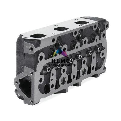 China Machinery Engine Parts D722 Cylinder Head Kubota 1G962-03045 Tractor Engine Parts for sale