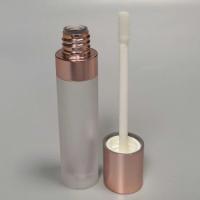 China JL-LG105A 0.33oz 7ml Custom Lipstick Tubes Round Clear Cosmetic Bottle Packages For Make Up for sale