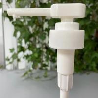 China JL-JK303  Ribbed Smooth Big Output 4cc 5cc Screw Lotion Pump 28/410 33/410 38/400 38/410 for sale