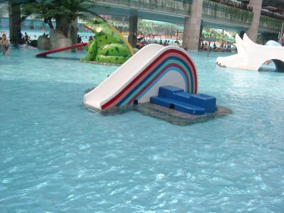 China Rainbow Bridge Kids Water Slide Fiberglass Commercial Interactive Water Toy for sale