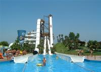 China Screaming Anti Ultraviolet High Speed Water Slide Rides For Resort for sale