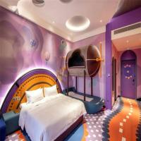 China Babysitting Services and Hardware Included Family Hotel Slide for Families for sale