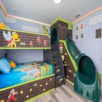 China Unlock a new experience of parent-child accommodation. The charm of the slide equipment in the hotel parent-child room for sale