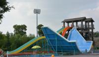 China Screaming Anti Ultraviolet High Speed Water Slide Rides For Resort for sale