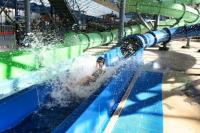 China Customized FRP Boomerang Spiral Swimming Pool Slide environmental protection for sale
