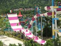 China Giant Boomerang Water Slide For Family / Outdoor Water Park Equipment for sale