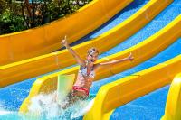 China Adult Rainbow Fiberglass Water Slide For Resort Park for sale