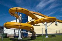China Fiberglass Outdoor Spiral Slide Water Pool Slide Playground For Amusement Park for sale