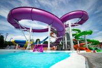 China Fiberglass Outdoor Spiral Slide Water Pool Slide Playground For Amusement Park for sale