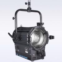 China High Light Output 200W LED Fresnel Light Daylight Battery Powered for Film and Studio Lighting(Pole-Operated Yoke) for sale