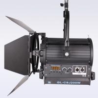 China CRI 92 Film Lights 200W LED Fresnel Light Bi Color NO Fan for Professional Studio Lighting(Pole-Operated Yoke) for sale