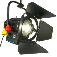 China CRI 92 Film Lights 200W LED Fresnel Light Bi Color NO Fan for Professional Studio Lighting(Pole-Operated Yoke) for sale