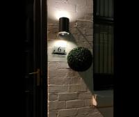 China IP65 Metal Solar Up Down Wall Light 3.2V 3000K 20 Lumens Modern Sconce for sale