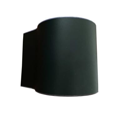 China Solar Powered LED Up Down Wall Light Black Finish 3.2V Rechargeable IP65 100 Lumen for sale