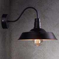 China 4W Solar Powered Gooseneck Barn Light 200 Lumens IP55 Dusk to Dawn Outdoor Wall Light for sale