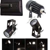 China Solar Powered Outside Wall Lights 5W 50 Lumens Dusk to Dawn Metal IP65 for sale
