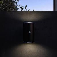 China Anti Rust Wireless Outdoor Wall Sconce 100LM Solar Motion Sensor Wall Light for sale