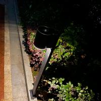 China Solar Garden Post Light 50 Lumens 600mm Aluminum Outdoor Bollard Lamp for sale