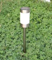 China Stainless Steel Solar Garden Stick Light IP44 10 Lumens Auto On Off Pathway Lighting for sale