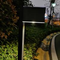 China 10W Solar Powered Motion Activated Light 500 Lumens Super Bright Aluminum Lamp Post for sale