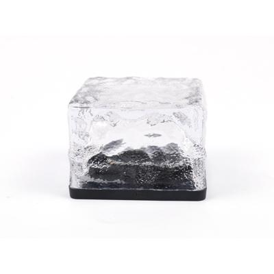 China Solar Ice Rock Path Light 5LM Outdoor Decorative Waterproof LED for Festivals for sale