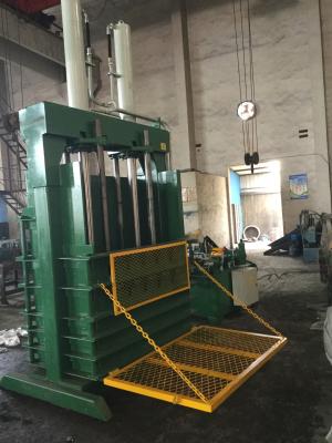 China Vertical 63tons Waste Cardboard Baler 400-500kgs Bale Weight with strong hydraulic performance for sale