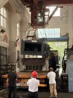 China Heavy Duty Gantry Scrap Metal Shear 4000kN With 6000×1400×700mm Press Box And PLC Auto Control for sale