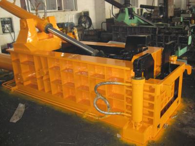 China Steel Recycling 1350 KN Hydraulic Metal Baler 1800-2500kg/H For Small To Medium Scrap Yards for sale