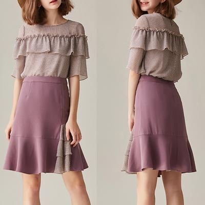 China Ladies Short Sleeve Plaid Blouse With Ruffle for sale