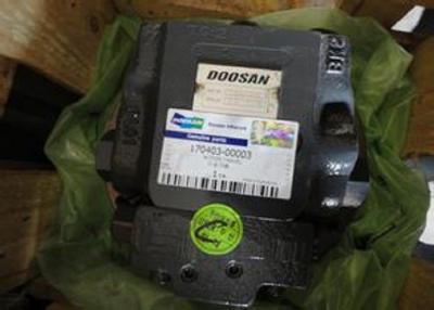 China Kobelco SK210-8 SK200-8 Excavator Hydraulic Travel Motor TM40VC-06 335kg for sale