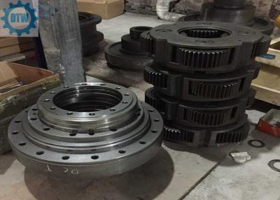 China Kawasaki Swing Motor M2X146CHB Swing Gear Box 240kg for Komatsu PC200-7 PC220-7 Excavator for sale
