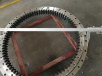 China Hitachi Excavator Slewing Bearing 9154037 9112188 9166468 75 Teeth Outer 810mm for sale
