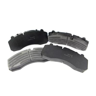 China Semi-metallic Bus Brake Pads ZK6898 ZK6926 with Standard Certification for sale