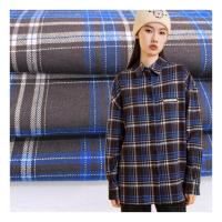 China 255GSM Anti-Wrinkle Plaid Shirt Fabric T76R32SP4 Composition for Business Casual Wear for sale