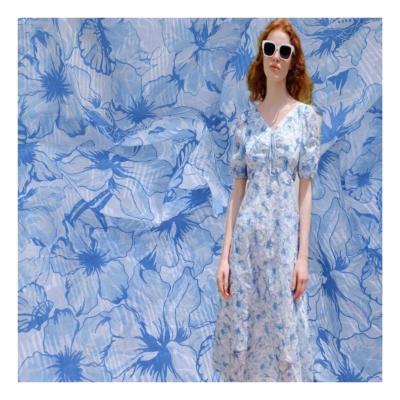 China 72 GSM Salt Embossed Cotton Fabric for Lightweight Summer Dresses - 100% Cotton Textile Material for sale