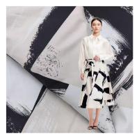 China Custom Tencel Cotton Digital Printed Fabric 170 GSM for Personalized Dresses and Fashion Accessories for sale