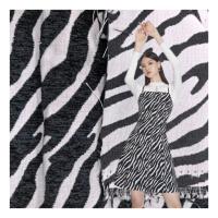China 390 GSM Jacquard Cotton Fabric T83C17 for Summer Dresses - Soft Breathable Textile Material for sale