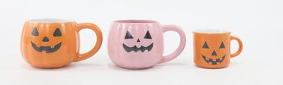 China Cute Jack-o'-Lantern Shaped Halloween Ceramic Mugs for sale