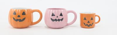 China Cute Jack-o'-Lantern Shaped Halloween Ceramic Mugs for sale