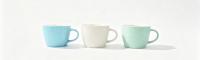 China 3D Raised Daisy Petal Embossed Short Barrel Ceramic Mug Set, Soft Pastel & Off-White Matching Handle Coffee Cups for sale