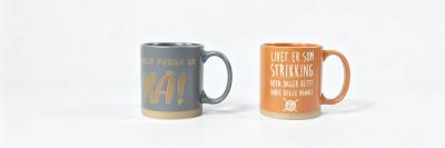 China Norwegian Humorous Quote Two-Tone Ceramic Mugs, Raw Clay Base Nordic Knitting Themed Coffee Tea Cups for sale