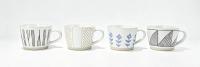 China 4 Pack Two-Tone Wide Mouth Ceramic Coffee Mugs, Minimalist Abstract Line Floral Pattern Tea Cup Set for Farmhouse Kitchen Decor & Gifts for sale