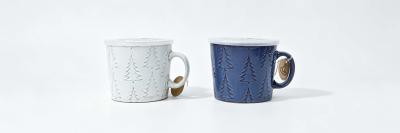China 2 Pack Embossed Pine Tree Ceramic Mugs with Sealing Lids, Winter Forest Textured Large Coffee Tea Cups for Cabin & Rustic Home Decor for sale