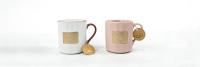 China 2‑Pack Ribbed Ceramic Coffee Mugs with Gold Plaque, Modern Textured Tea Cup Set for sale